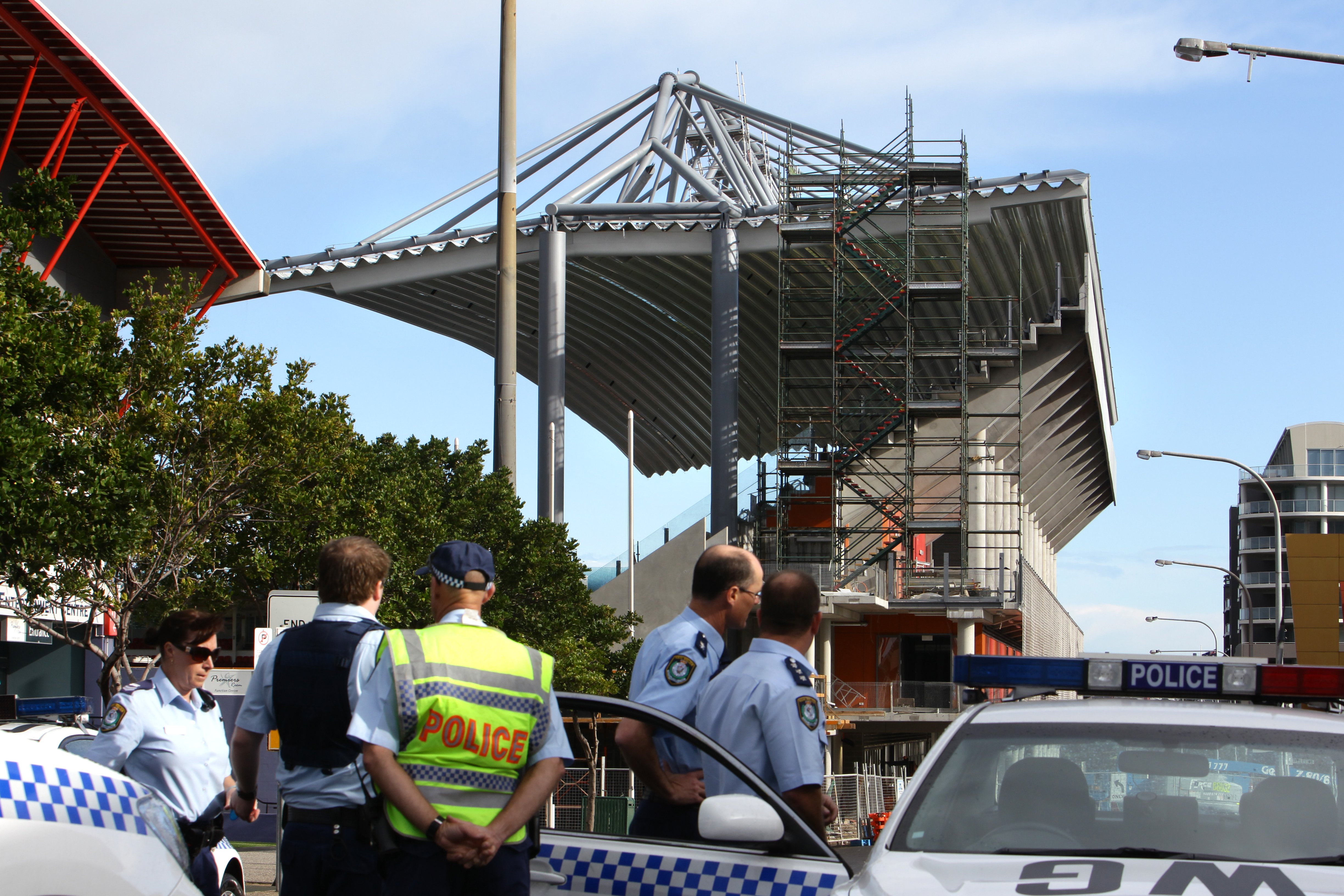 WIN Stadium roof: what went wrong | Illawarra Mercury | Wollongong, NSW